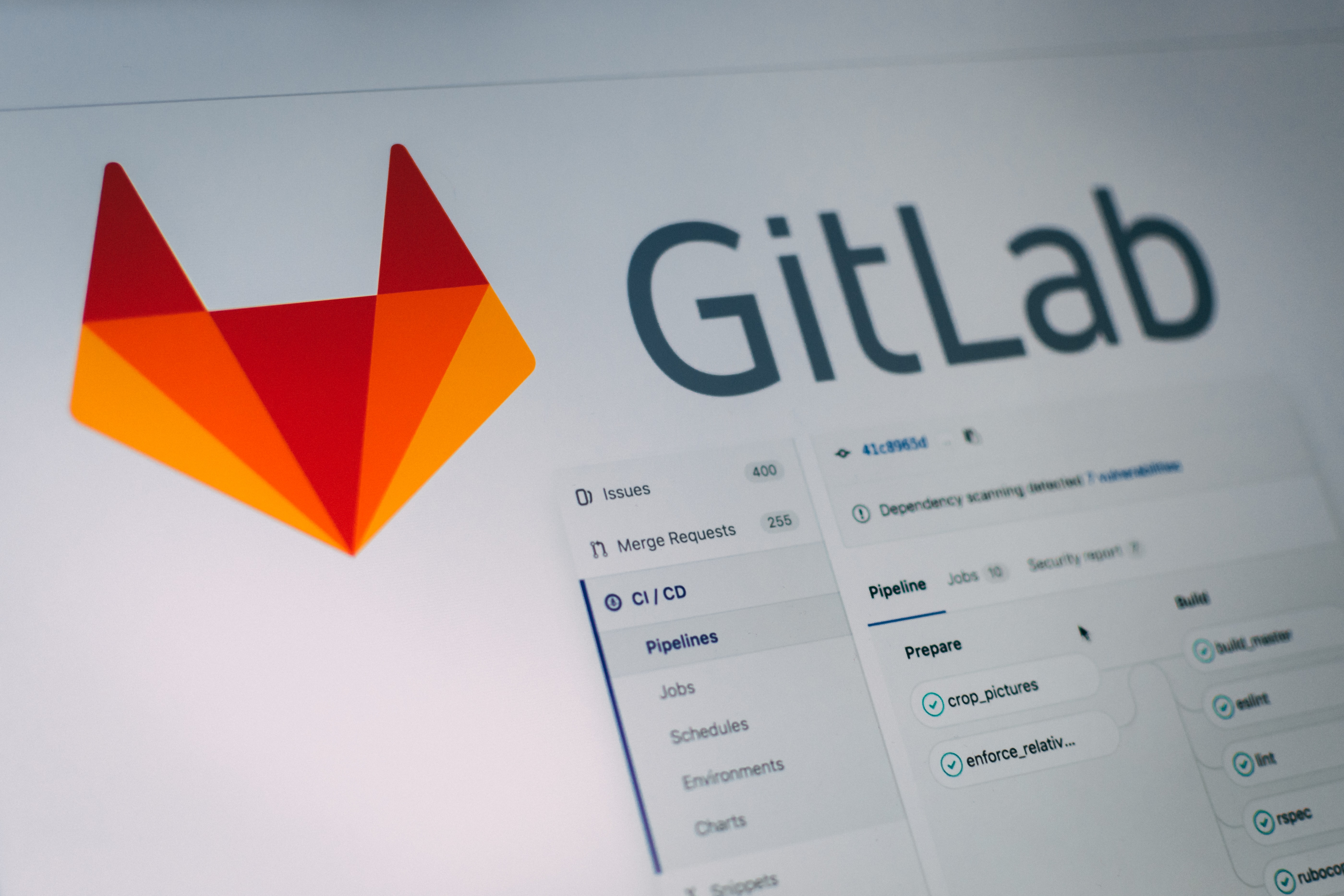 Gitlab Ciの実行待ちが長すぎるのでローカル実行のrunnerを設定した Knowledge Swimmer メモ